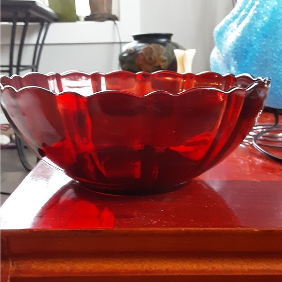Dining | Vintage Arcorcor Ruby Red Serving Bowl 8 Inchesestate Find ...